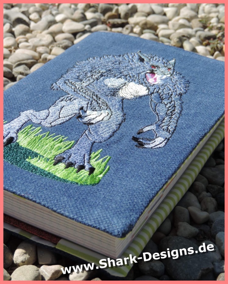 Embroidery file werewolf in 9 spooky sizes