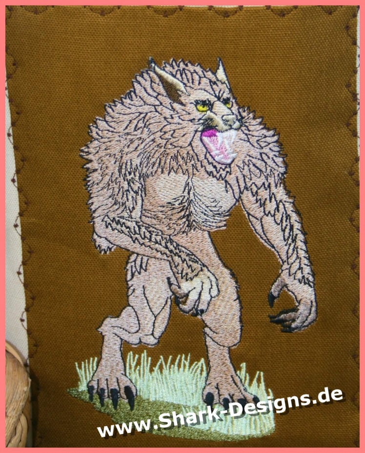 Embroidery file werewolf in 9 spooky sizes
