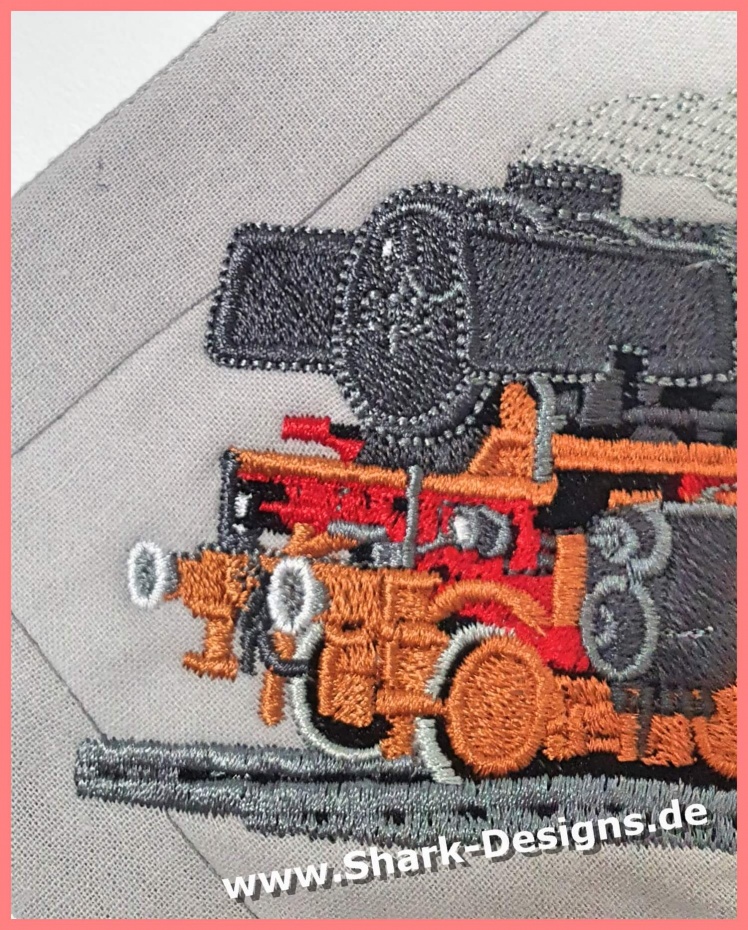 Embroidery file locomotive in 8 steaming sizes