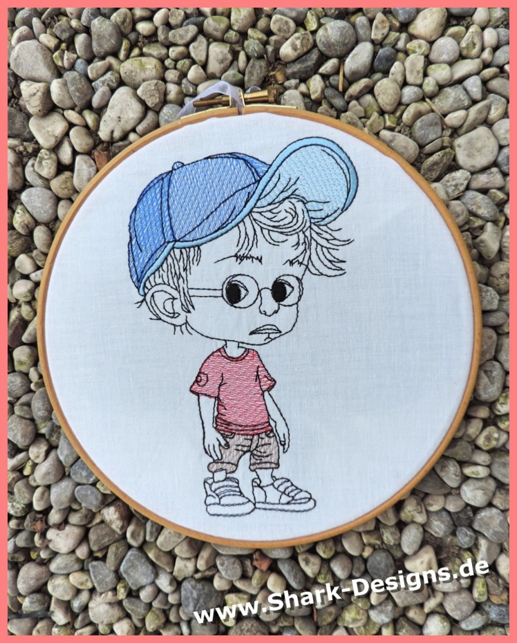 Embroidery file Junior Matteo in 6 pouting sizes