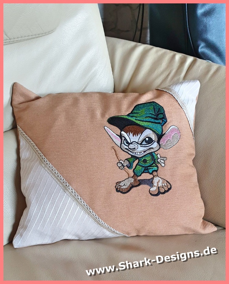 Embroidery file walking gnomy in 6 mischievous sizes