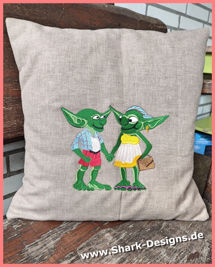 Embroidery file Goblin couple in 7 very much in love sizes
