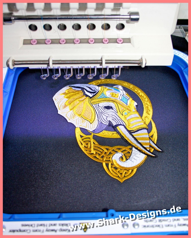 Embroidery file Celtic Elephant in 8 noble sizes