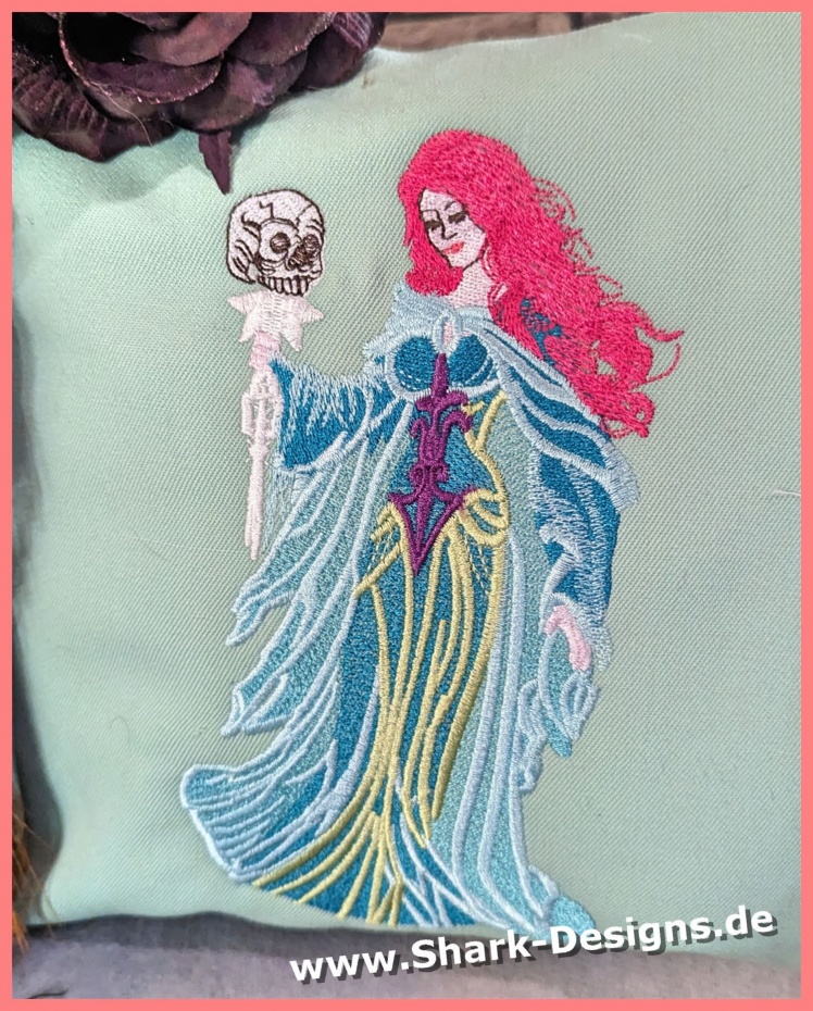 Embroidery file Ice Angel in 6 winter cold sizes