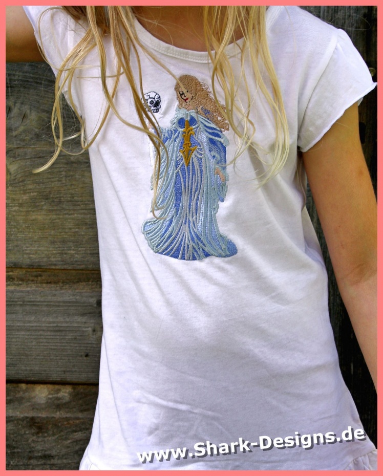 Embroidery file Ice Angel in 6 winter cold sizes