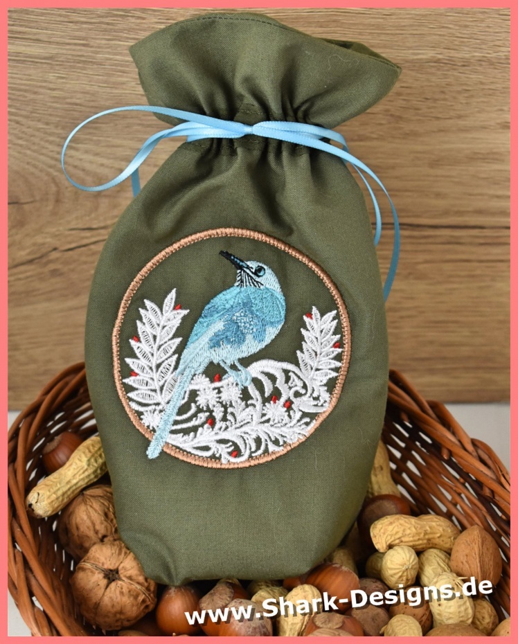 Winter bird embroidery file in 6 wonderful sizes