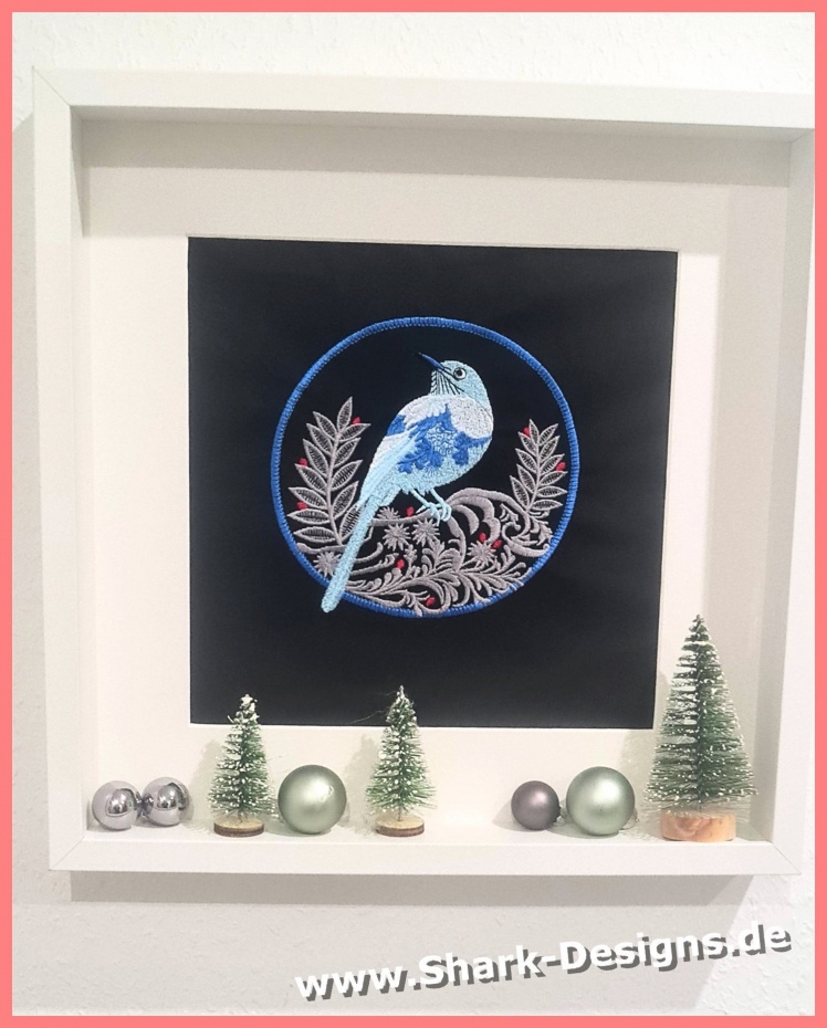 Winter bird embroidery file in 6 wonderful sizes