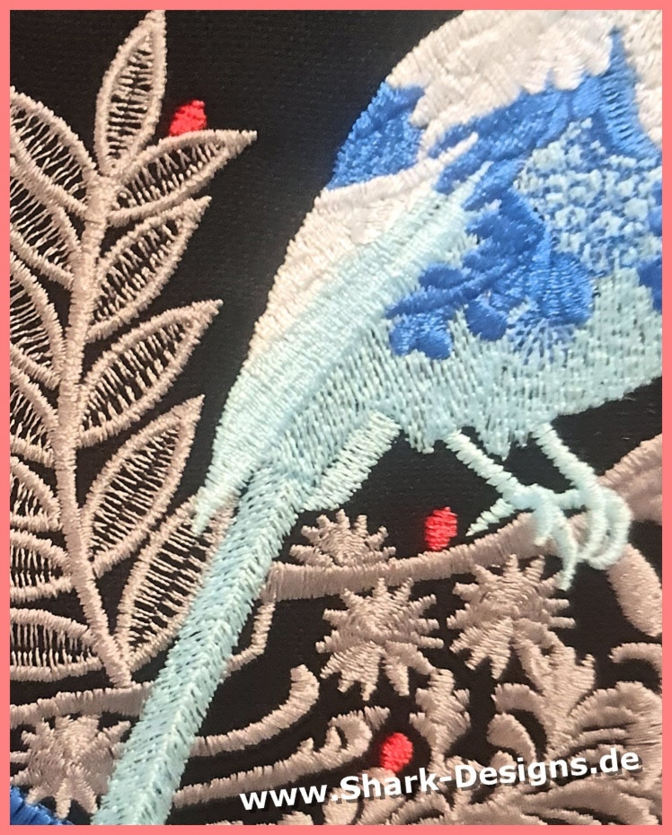 Winter bird embroidery file in 6 wonderful sizes