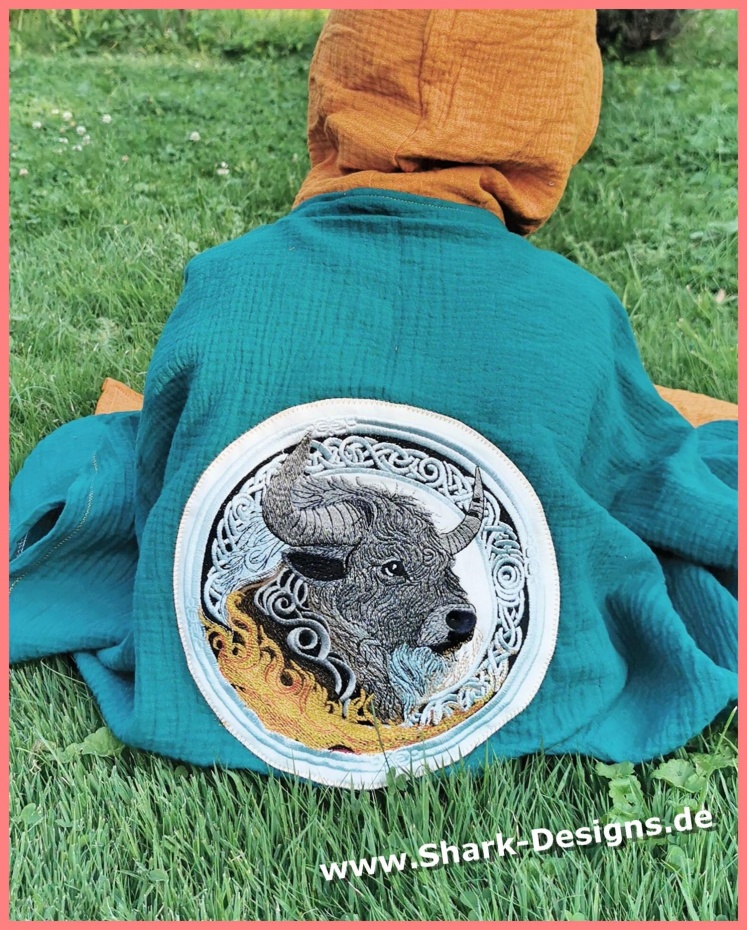 Stickdatei Celtic Bull in 6 starken Größen