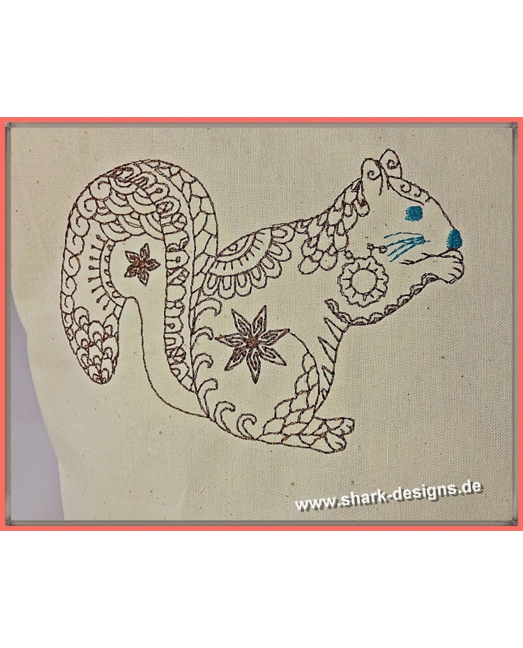 Embroidery Design Three squirrels in 3 sizes, zentangle, Autumn, Fall